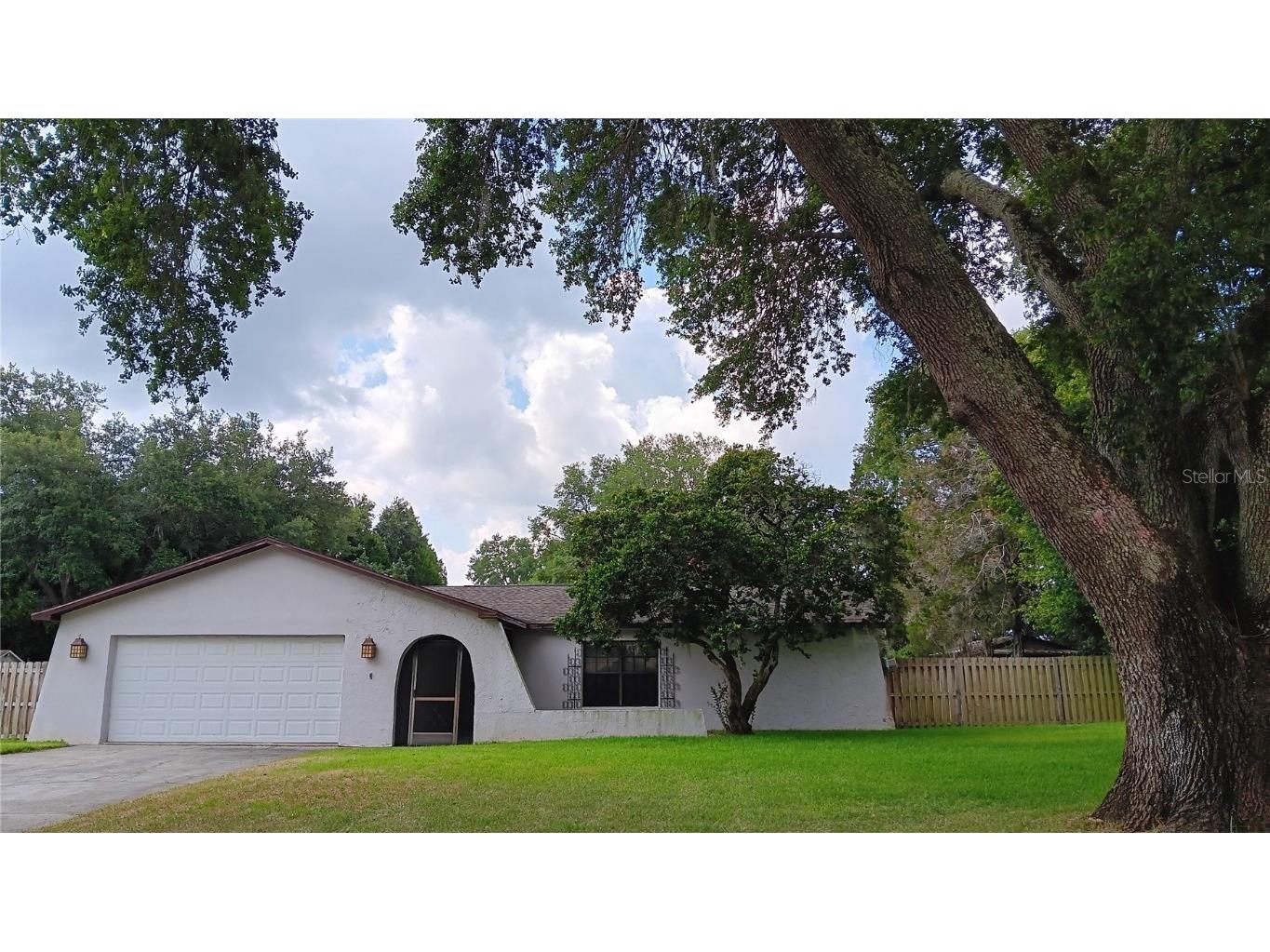 29430 Duncan Trace, Wesley Chapel, FL, 33545 | MLS: T3529807 | Edina Realty