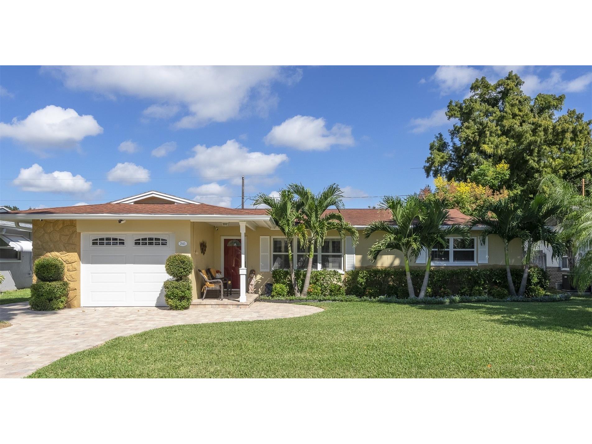 2945 Brookfield Drive, Largo, FL, 33771 | MLS: TB8443066 | Edina Realty