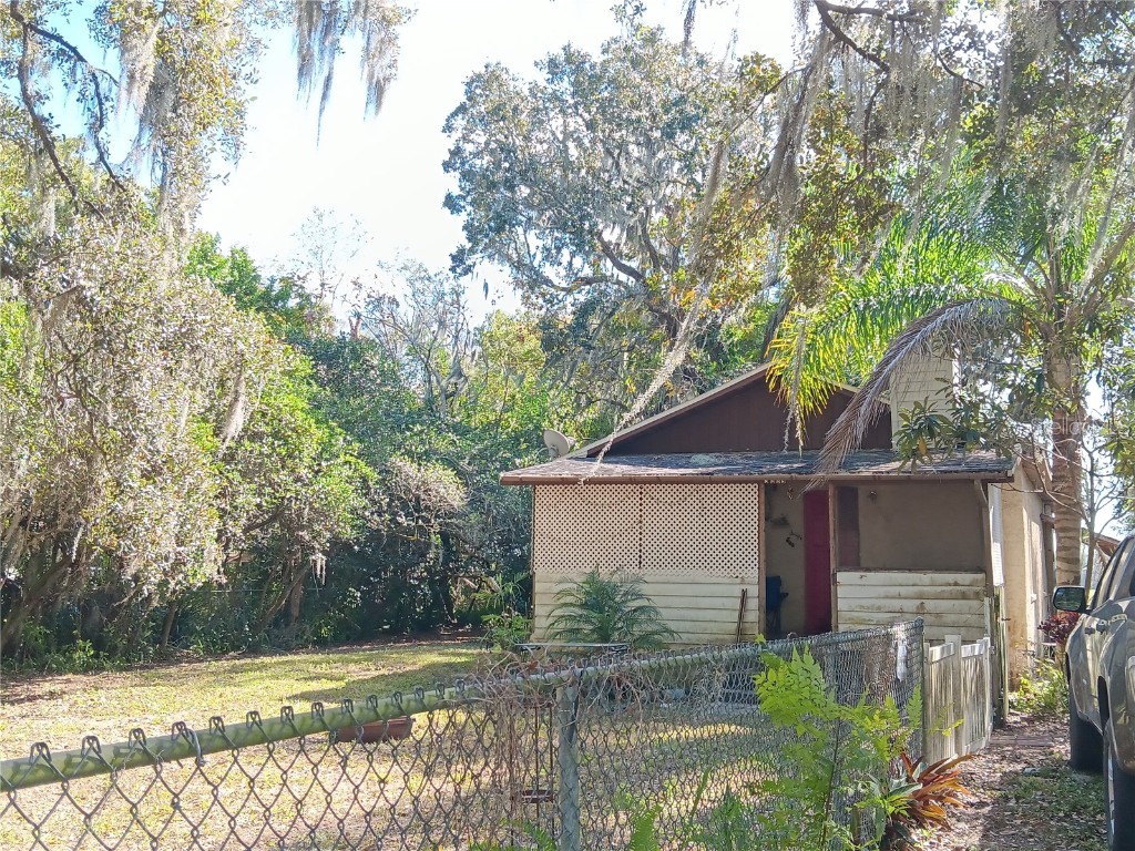 3009 Sparkman Road, Plant City, FL, 33566 | MLS: T3501285 | Edina Realty