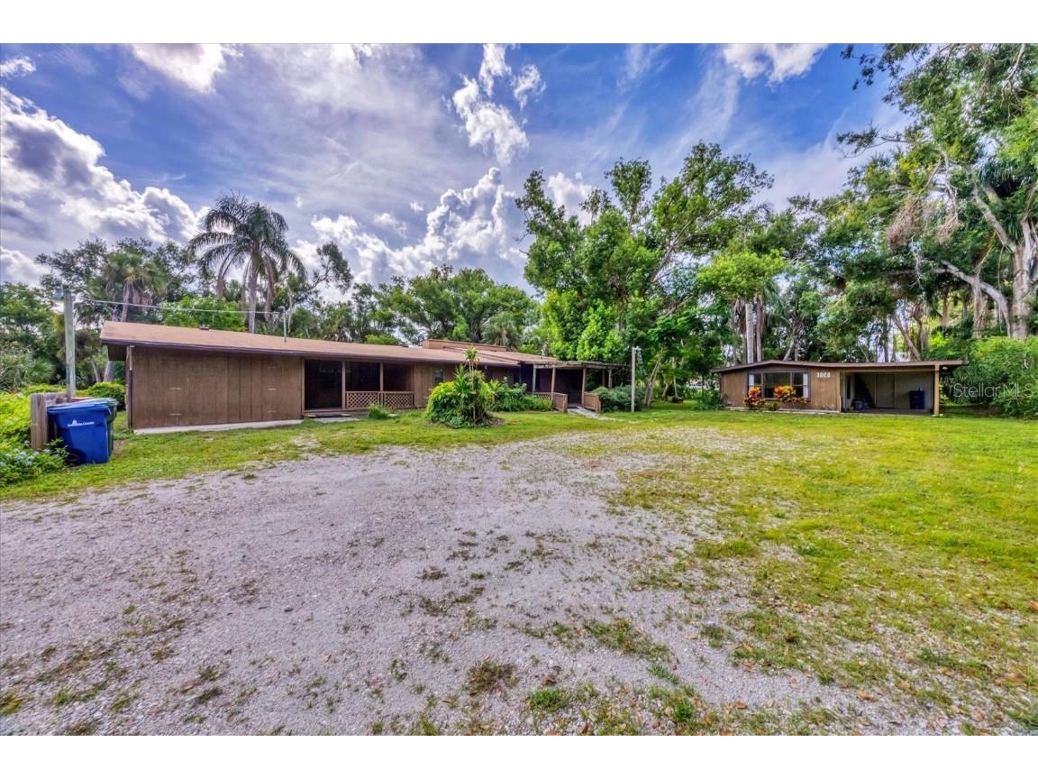 3034 Proctor Road, Sarasota, FL, 34231 | MLS: A4660829 | Edina Realty