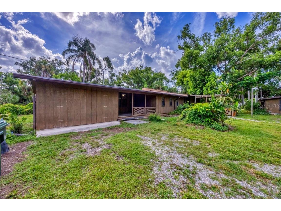 3034 Proctor Road, Sarasota, FL, 34231 | MLS: A4660829 | Edina Realty
