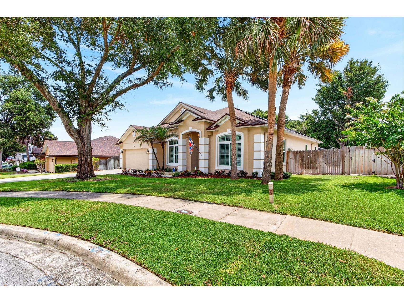 3043 Randleman Court, Oviedo, FL, 32765 | MLS: O6420595 | Edina Realty