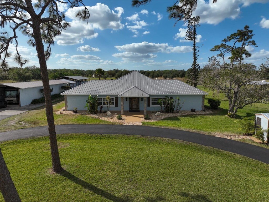 3120 Lena Lane, Sarasota, FL, 34240 | MLS: A4632361 | Edina Realty