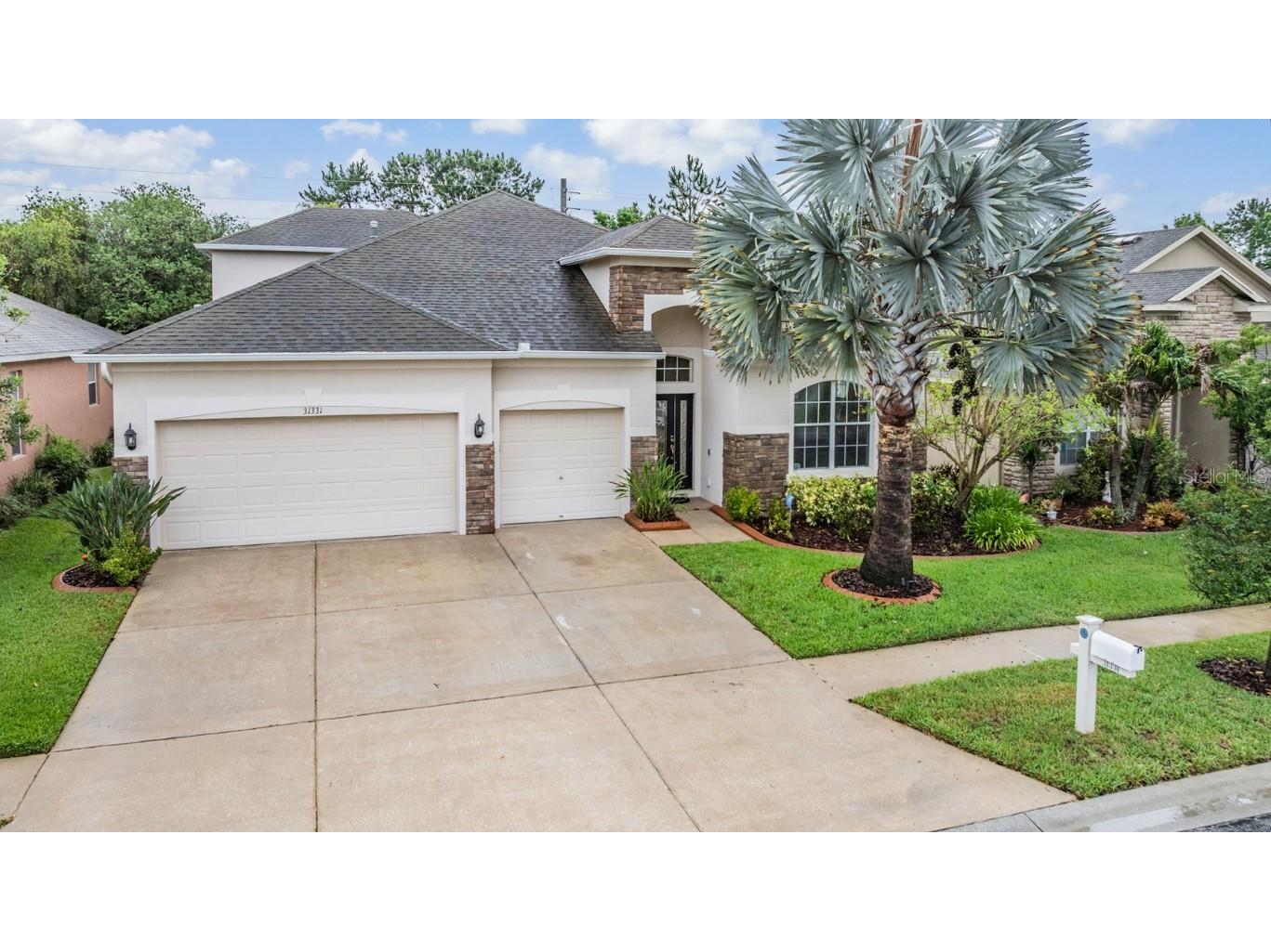 31331 Anniston Drive, Wesley Chapel, FL, 33543 | MLS: TB8392010 | Edina ...