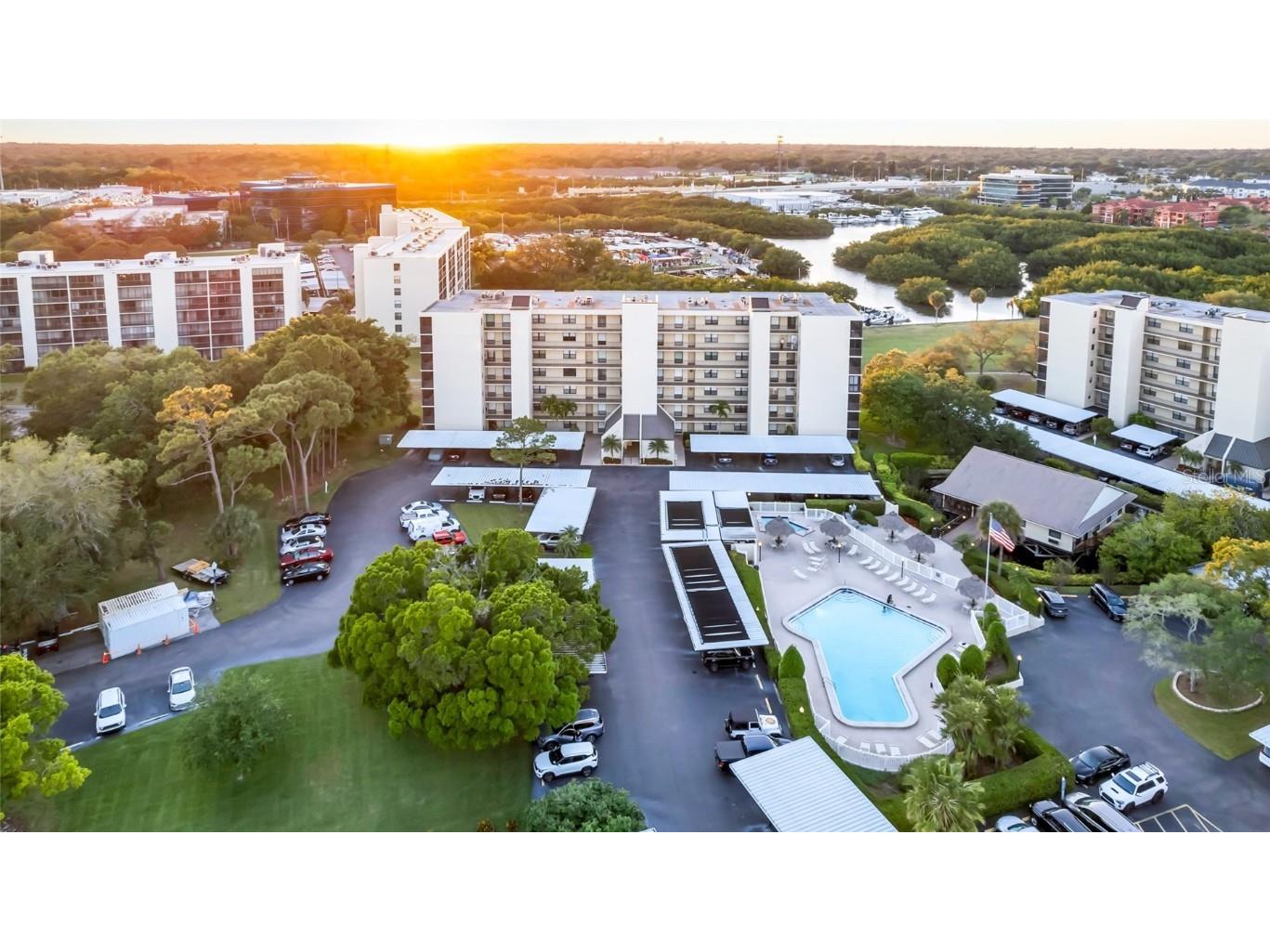 3200 Cove Cay Drive #7D, Clearwater, FL, 33760 | MLS: T3511857 | Edina ...