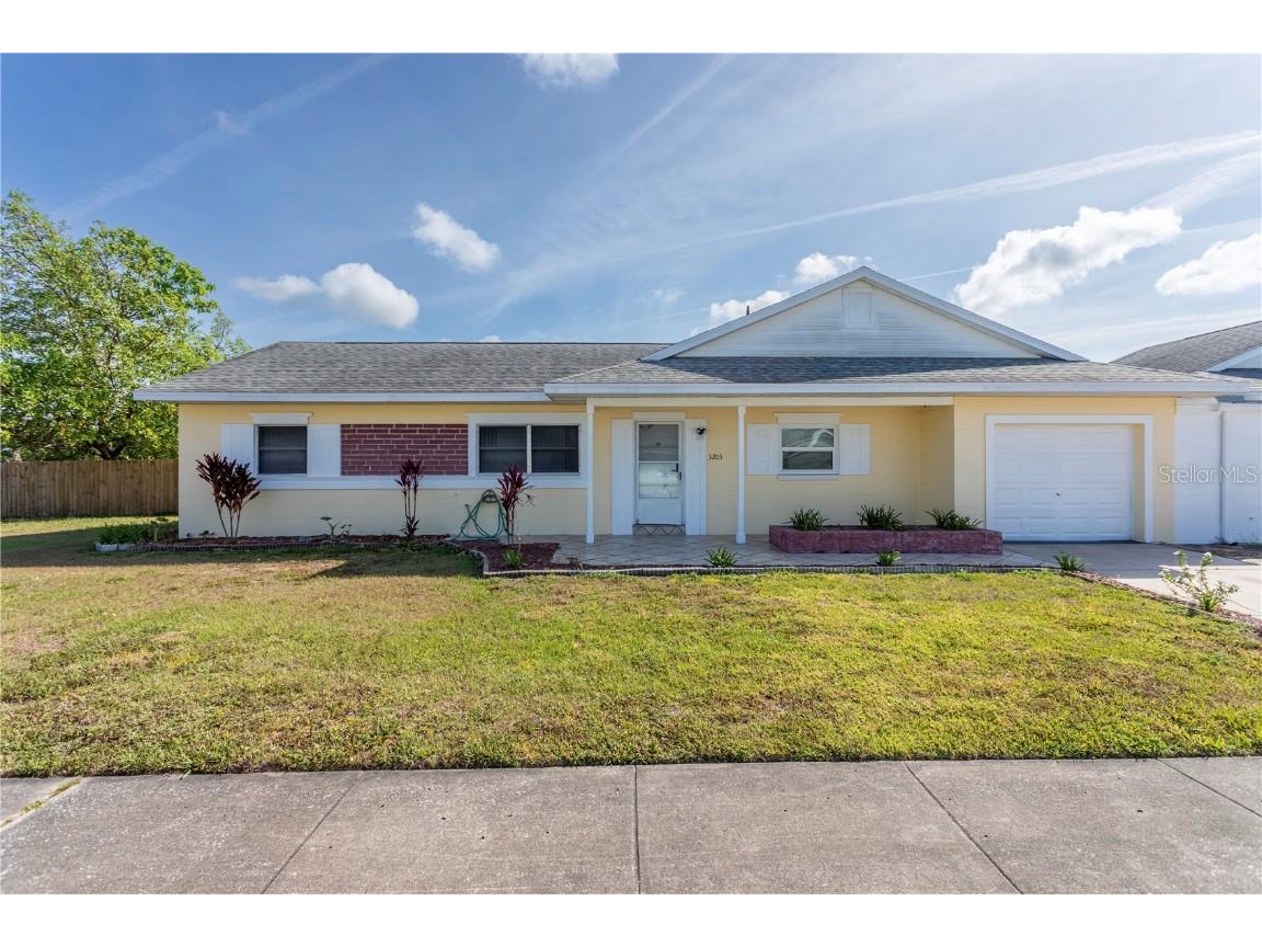 3203 Little Sound Drive, Orlando, FL, 32827 | MLS: O6201285 | Edina Realty