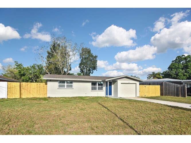 3220 Dunbar Drive, Sarasota, FL, 34232 | MLS: R4907830 | Edina Realty