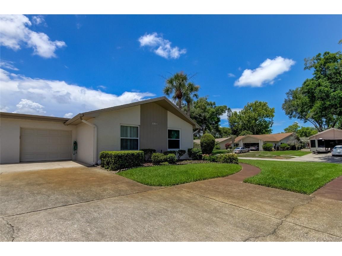 3283 Hilary Circle #2C, Palm Harbor, FL, 34684 | MLS: T3537352 | Edina ...