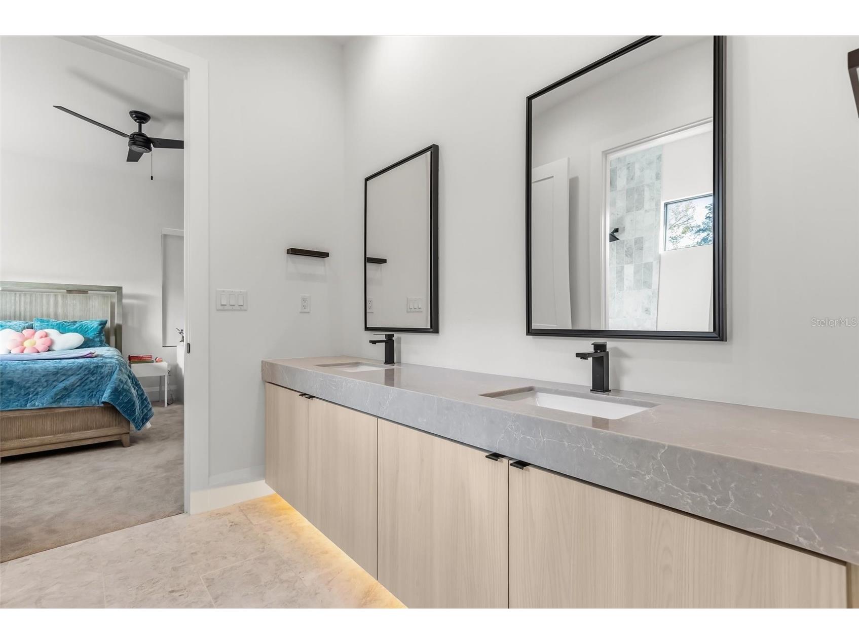 3316 Helen Avenue, Orlando, FL, 32804 | MLS: O6383809 | Edina Realty