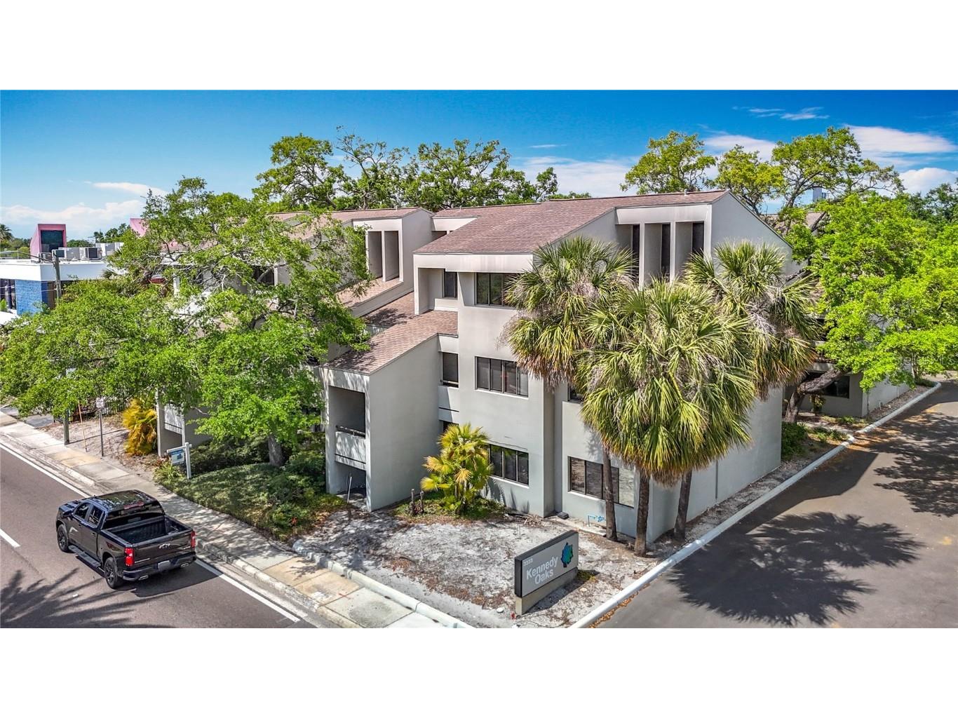 3333 W Kennedy Boulevard #201, Tampa, FL, 33609 | MLS: TB8368731 ...