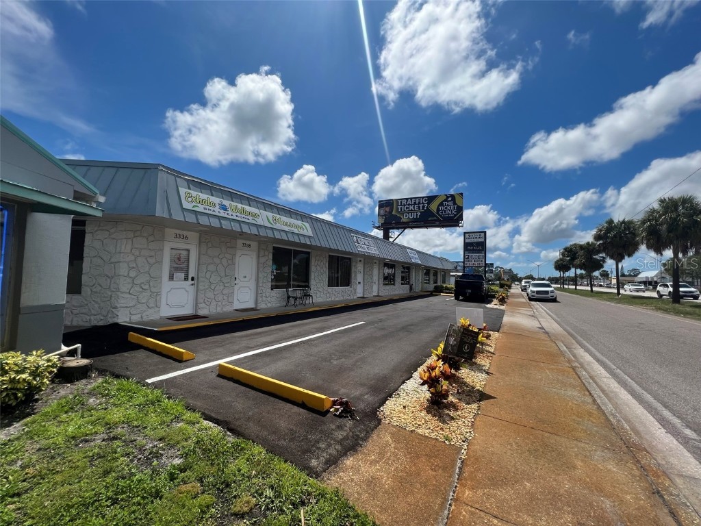 3334 Tyrone Boulevard N, Saint Petersburg, FL, 33710 | MLS: T3498888 ...