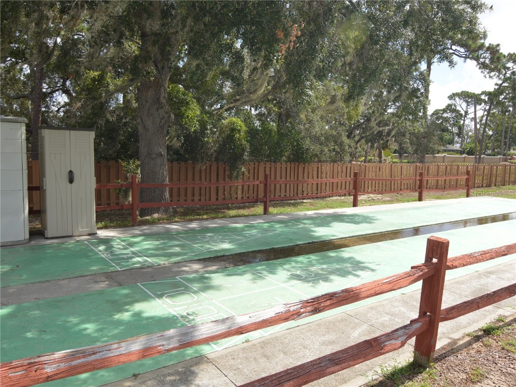 3352 Kauna Point Drive, Holiday, FL, 34691 | MLS: W7865968 | Edina Realty