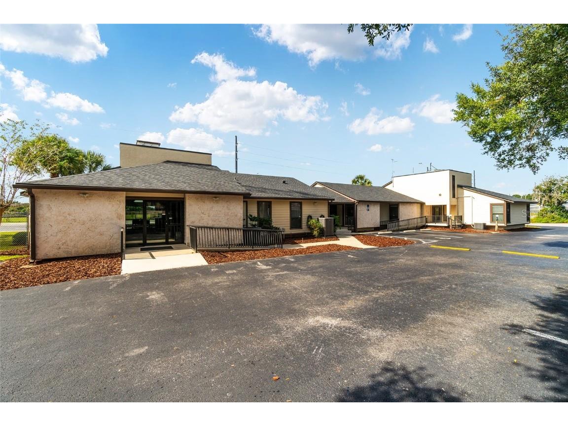 3602 NE 20th Place, Ocala, FL, 34470 | MLS: OM629248 | Edina Realty