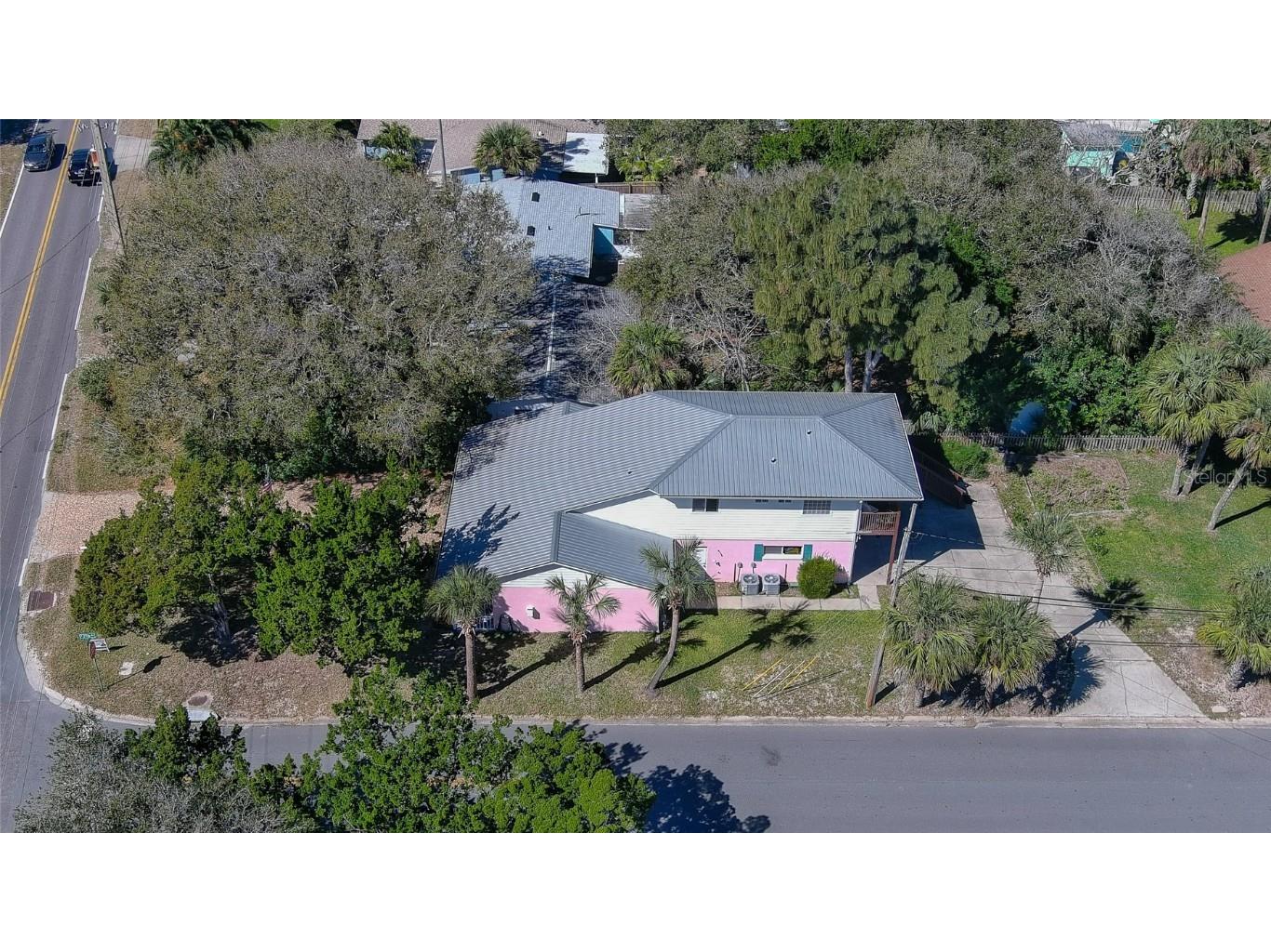 3611 Saxon Drive, New Smyrna Beach, FL, 32169 | MLS: NS1080619 | Edina ...