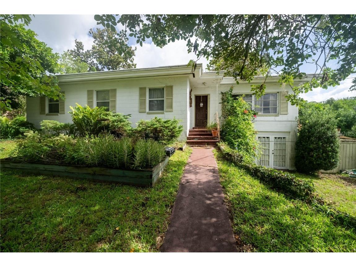 36647 Missouri Avenue, Dade City, FL, 33523 | MLS: O6212006 | Edina Realty