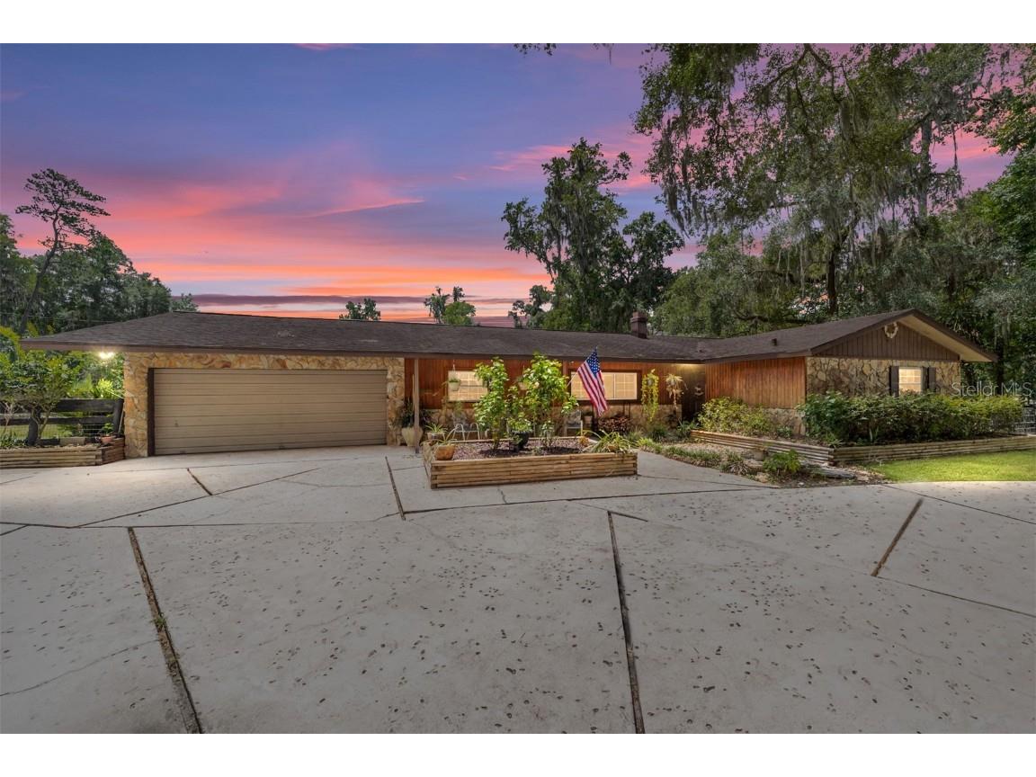 3705 SW 7th Avenue Road, Ocala, FL, 34471 | MLS: OM680963 | Edina Realty