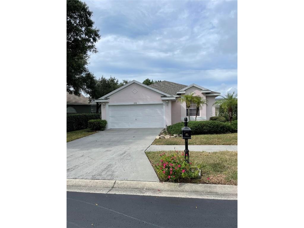 3726 Rain Tree Court, Palm Harbor, FL, 34685 | MLS: W7842447 | Edina Realty