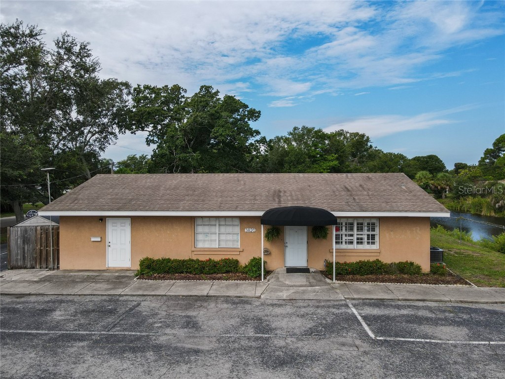 3820 26th Street W, Bradenton, FL, 34205 | MLS: A4587991 | Edina Realty