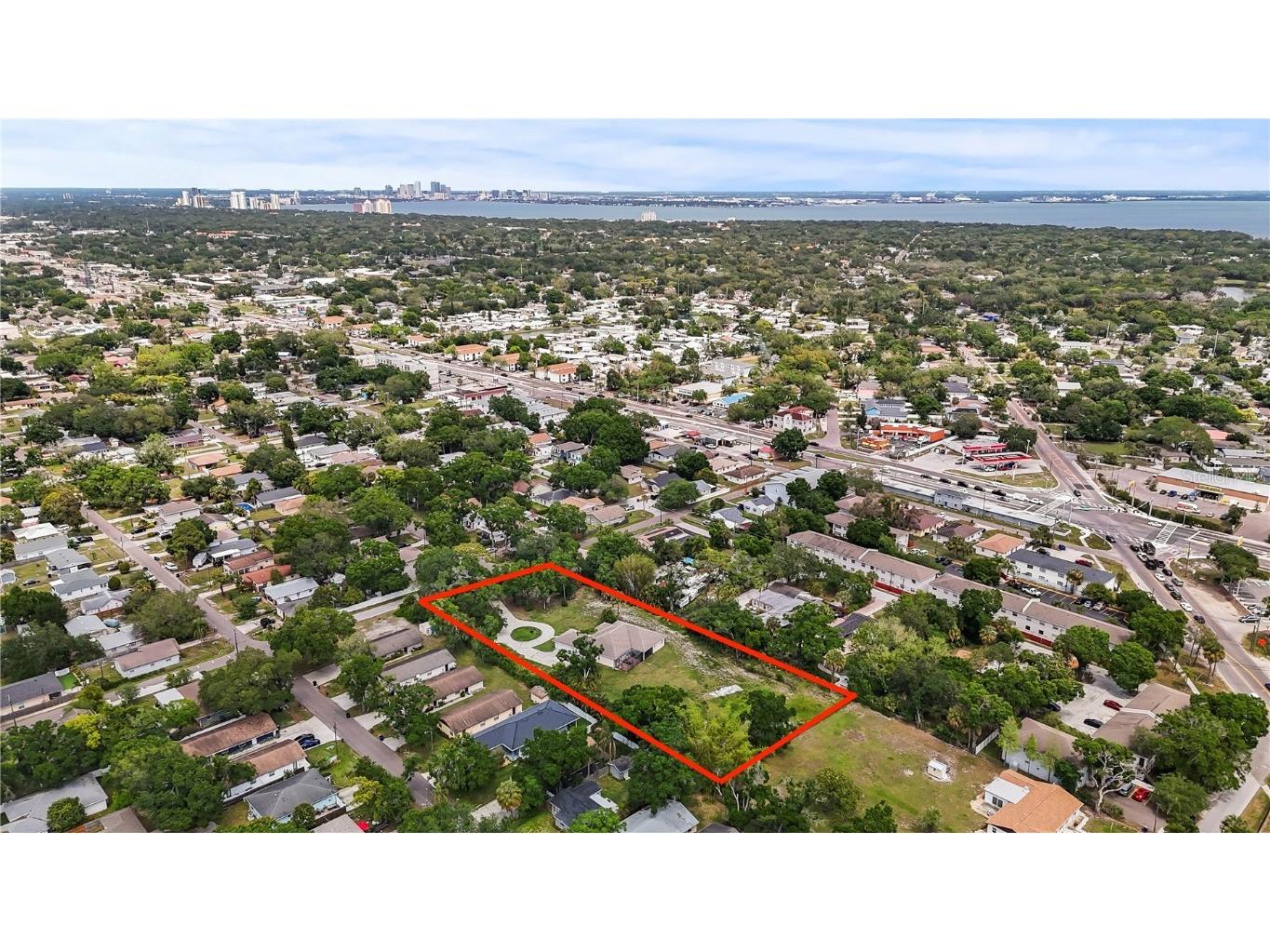 3902 W Elrod Avenue, Tampa, FL, 33616 | MLS: T3524037 | Edina Realty