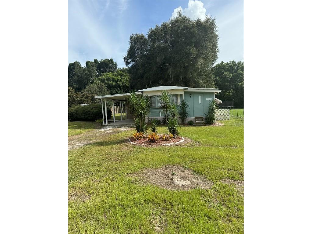39310 Miramar Drive, Zephyrhills, FL, 33540 | MLS: T3549686 | Edina Realty