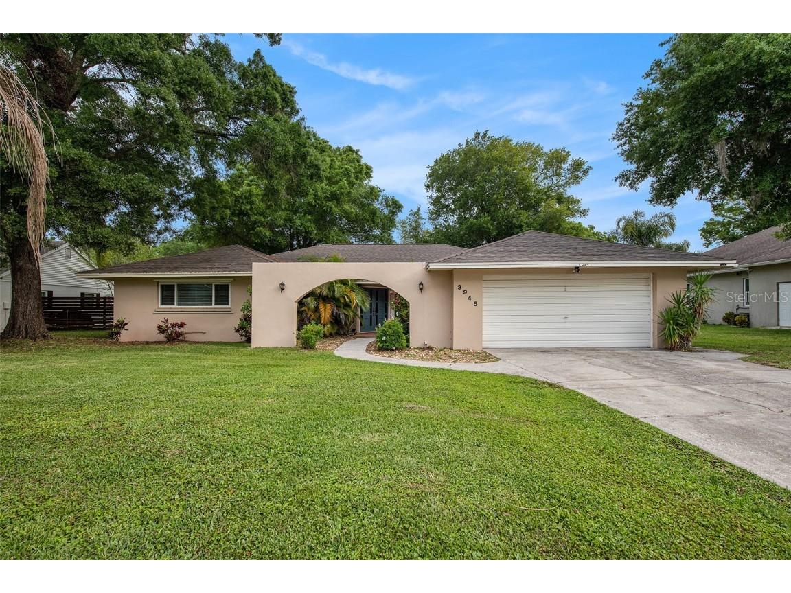 3945 Lake Joyce Drive, Land O Lakes, FL, 34639 | MLS: O6192651 | Edina ...