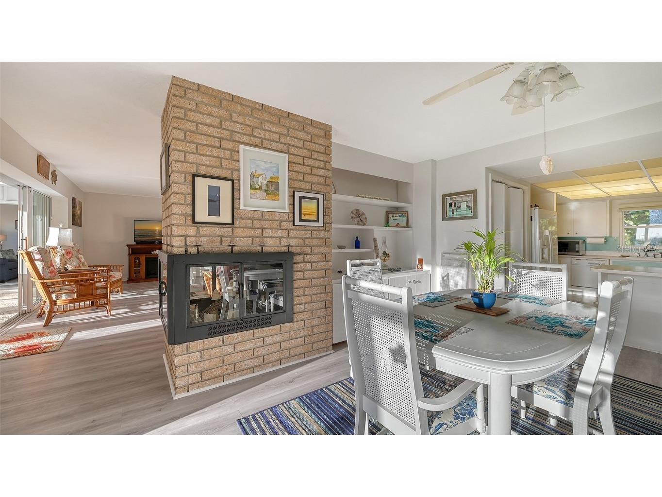 406 S Casey Key Road, Nokomis, FL, 34275 | MLS: A4598712 | Edina Realty