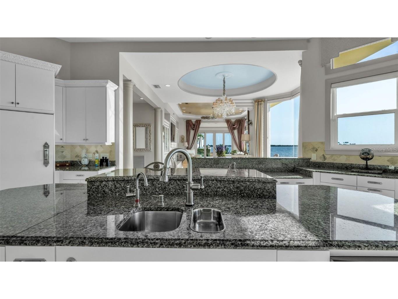 4104 Causeway Vista Drive, Tampa, FL, 33615 | MLS: T3531052 | Edina Realty