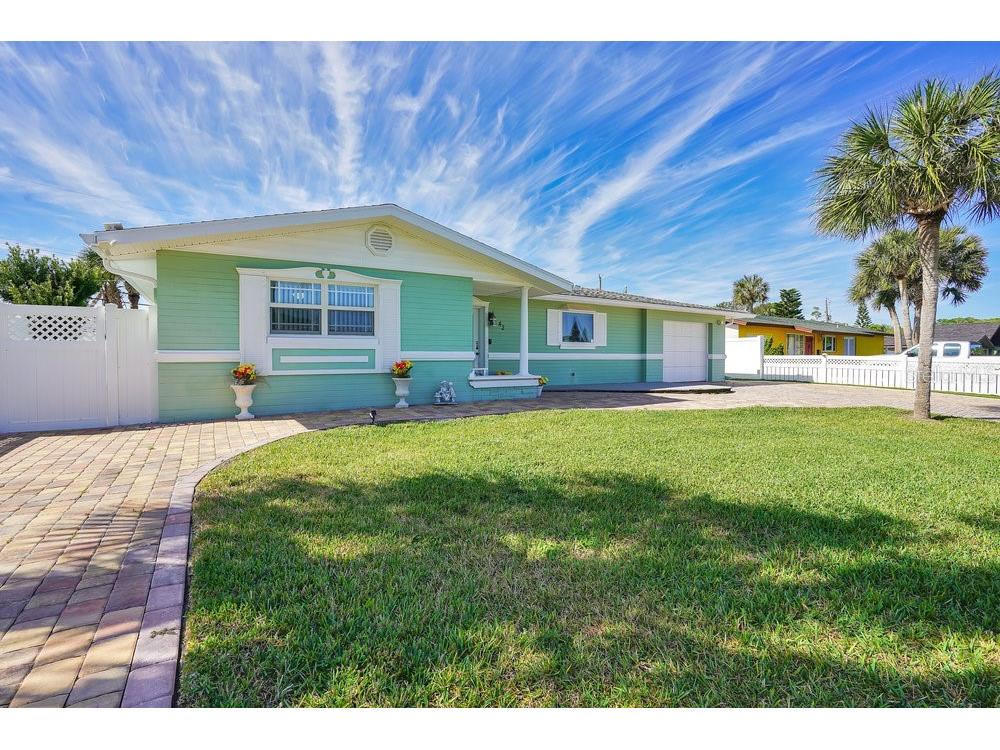 42 Ocean Crest Drive, Ormond Beach, FL, 32176 | MLS: FC300248 | Edina ...