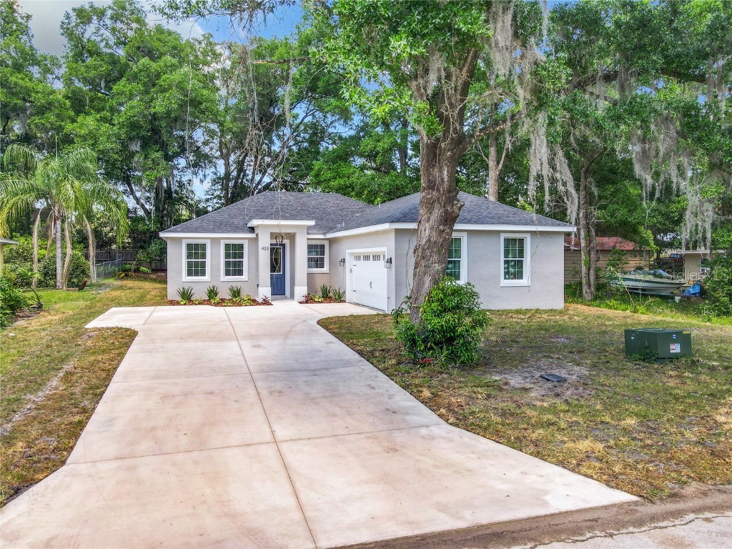 423 W Hogle Avenue, Deland, FL, 32720 | MLS: V4935564 | Edina Realty