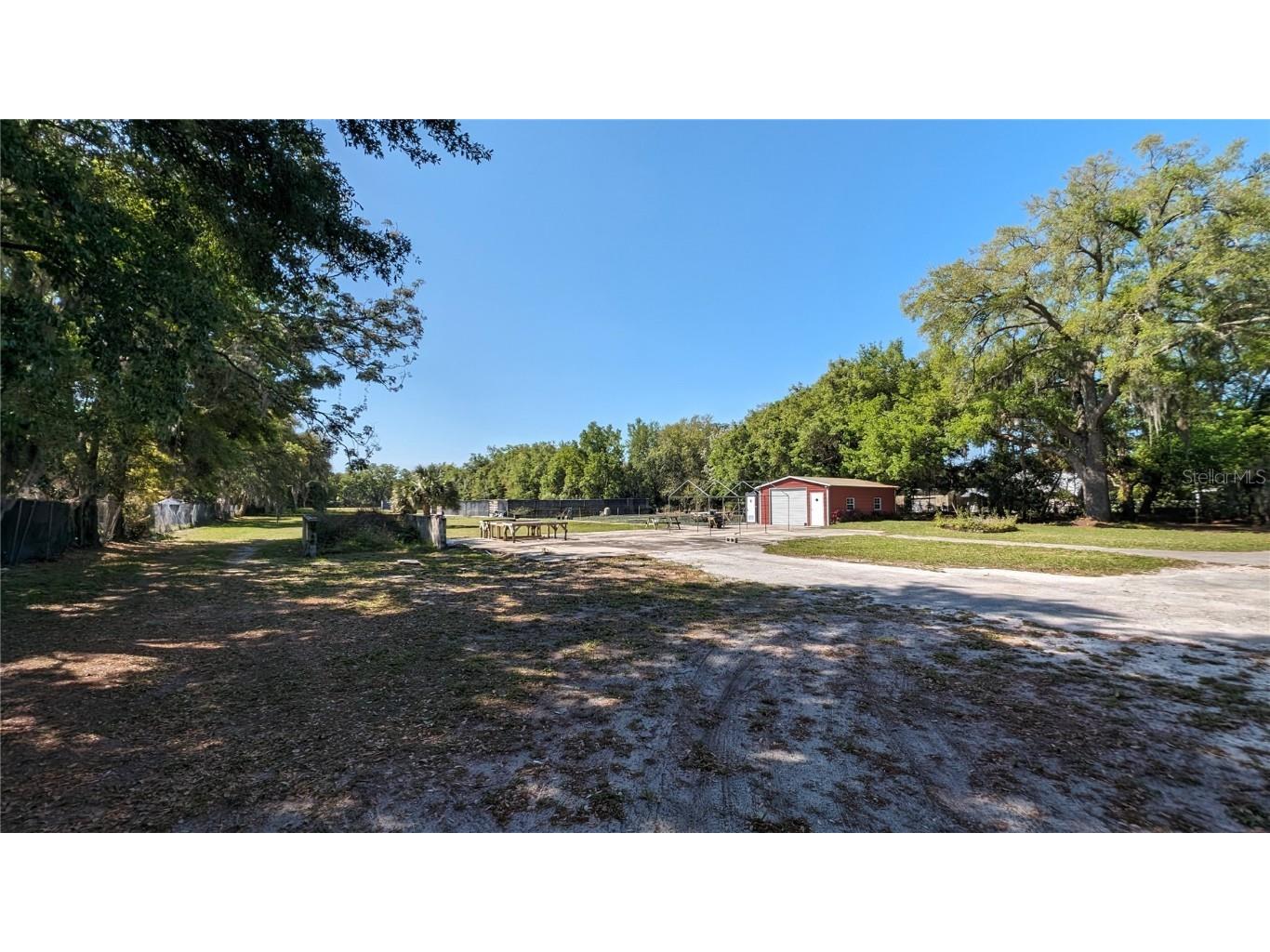 424 E Welch Road, Apopka, FL, 32712 | MLS: O6188878 | Edina Realty