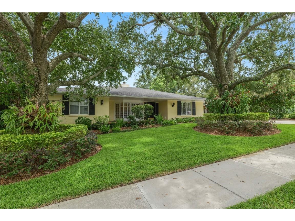 425 Morningside Drive, Lakeland, FL, 33803 | MLS: L4954532 | Edina Realty