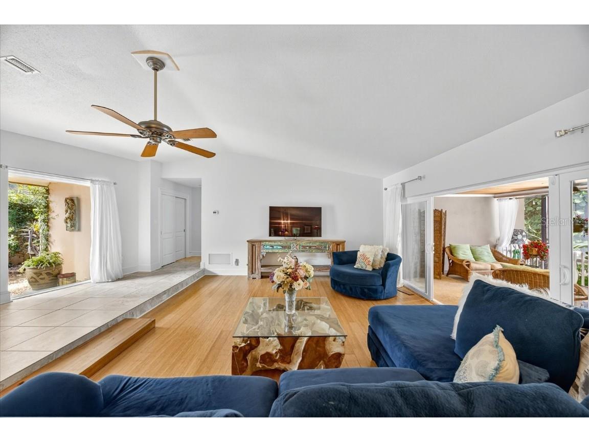 425 Ponce De Leon Boulevard, Belleair, FL, 33756 | MLS: TB8421679 ...