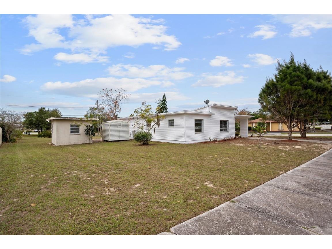 425 S 12th Street, Lake Wales, FL 33853 | MLS: S5103322 | Edina Realty