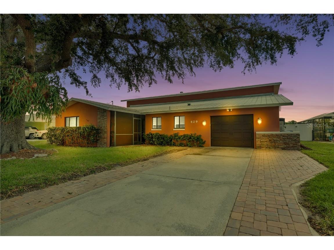 429 Flamingo Drive, Apollo Beach, FL, 33572 | MLS: T3536102 | Edina Realty