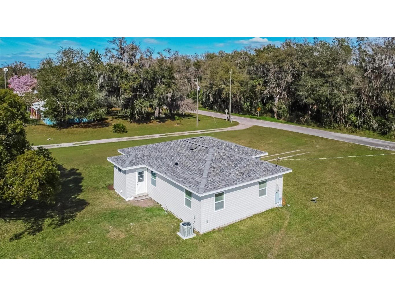 4339 E Keysville Road, Lithia, FL, 33547 | MLS: T3501996 | Edina Realty