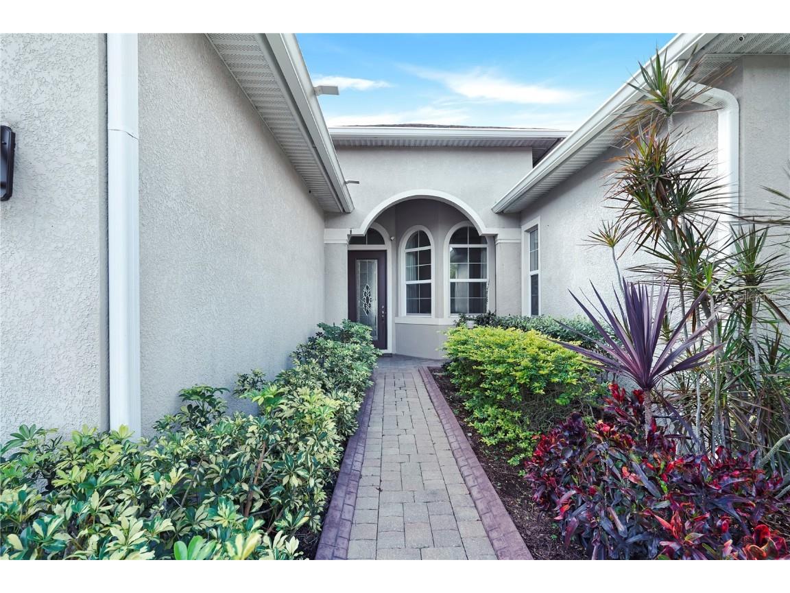 4434 Azure Isle Way, Kissimmee, FL, 34744 | MLS: O6190178 | Edina Realty