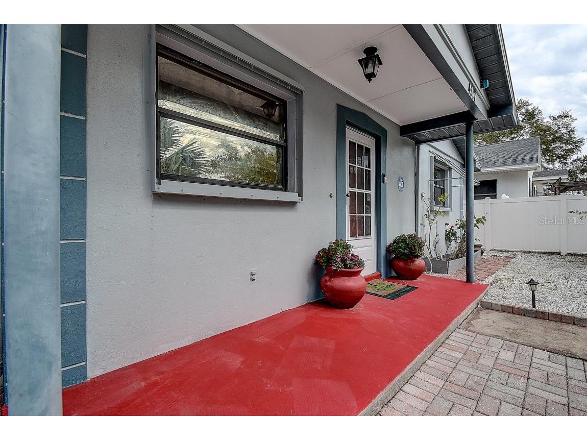 4517 40th Avenue N, Saint Petersburg, FL, 33714 | MLS: U8227932 | Edina ...
