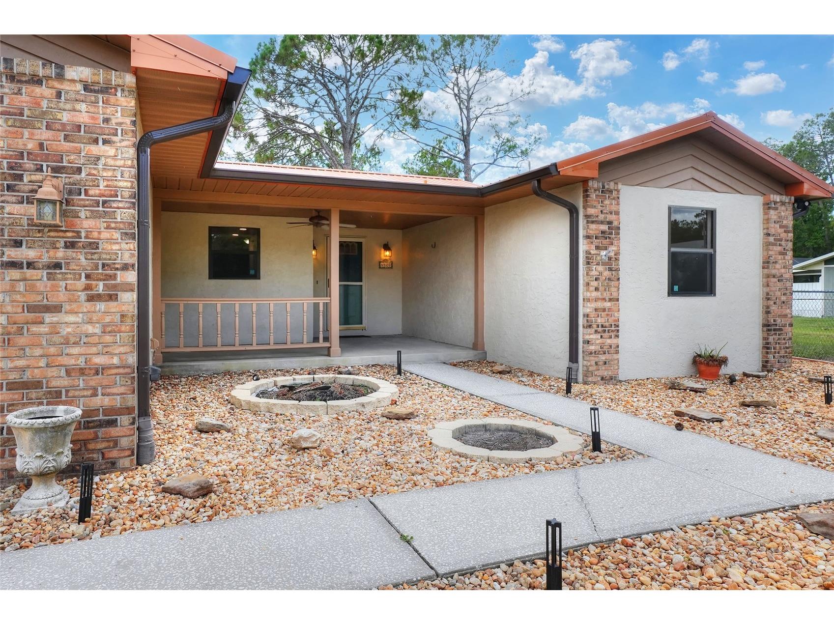 4520 Log Cabin Drive, Lakeland, FL, 33810 | MLS: R4911492 | Edina Realty