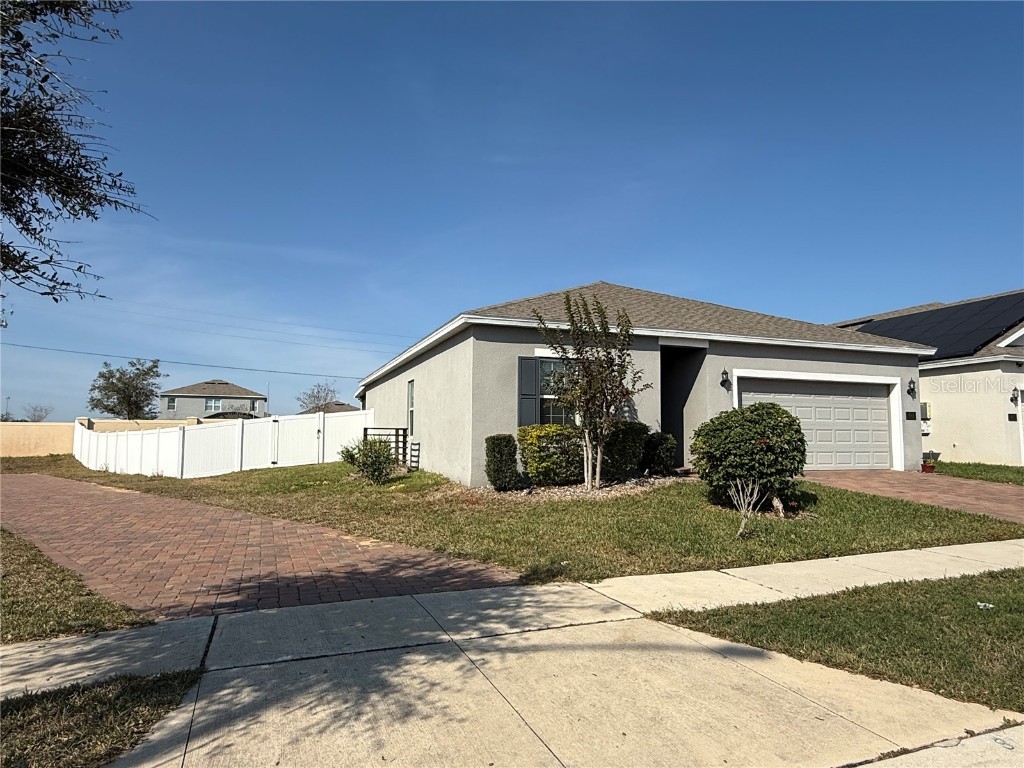 453 Disa Drive, Davenport, FL, 33837 | MLS: S5130888 | Edina Realty