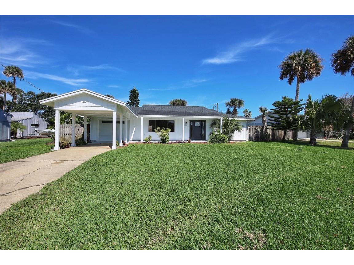 4621 Saxon Drive, New Smyrna Beach, FL, 32169 | MLS: NS1080831 | Edina ...