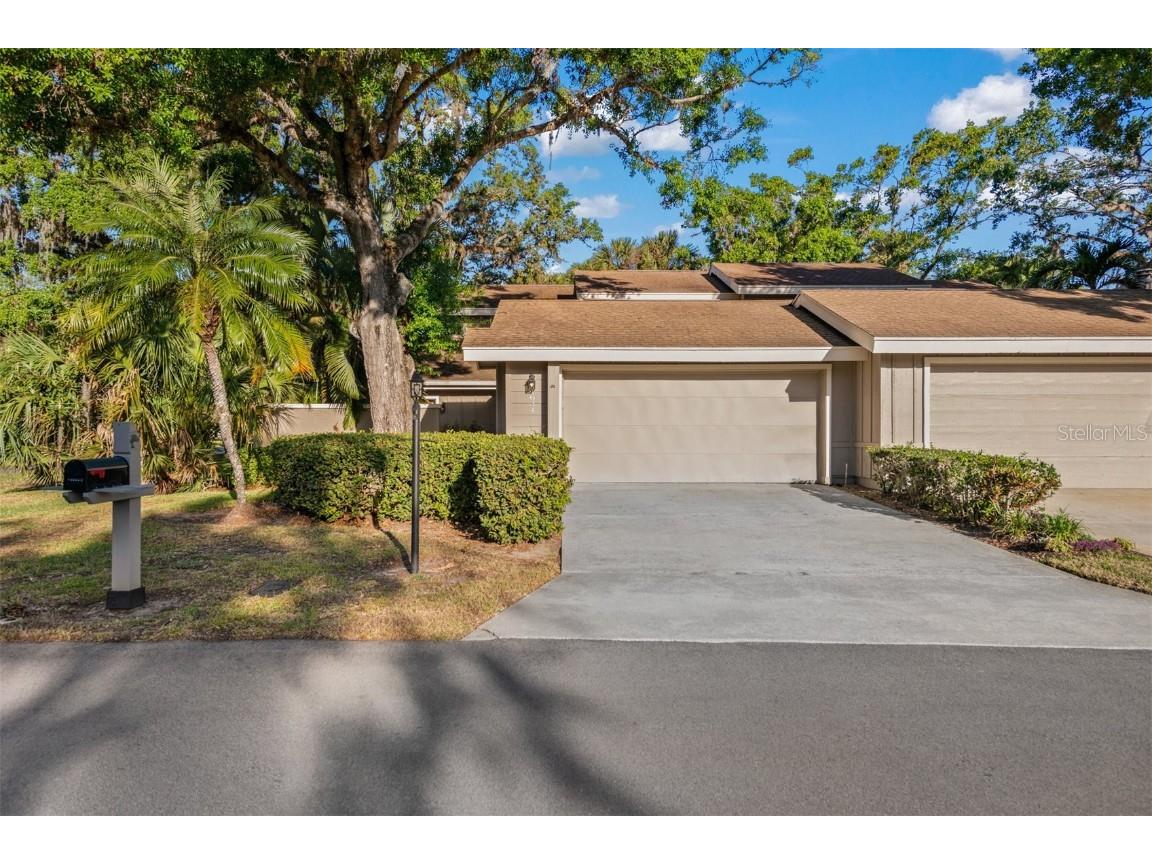 4634 Forest Wood Trail #1, Sarasota, FL, 34241 | MLS: A4585868 | Edina ...