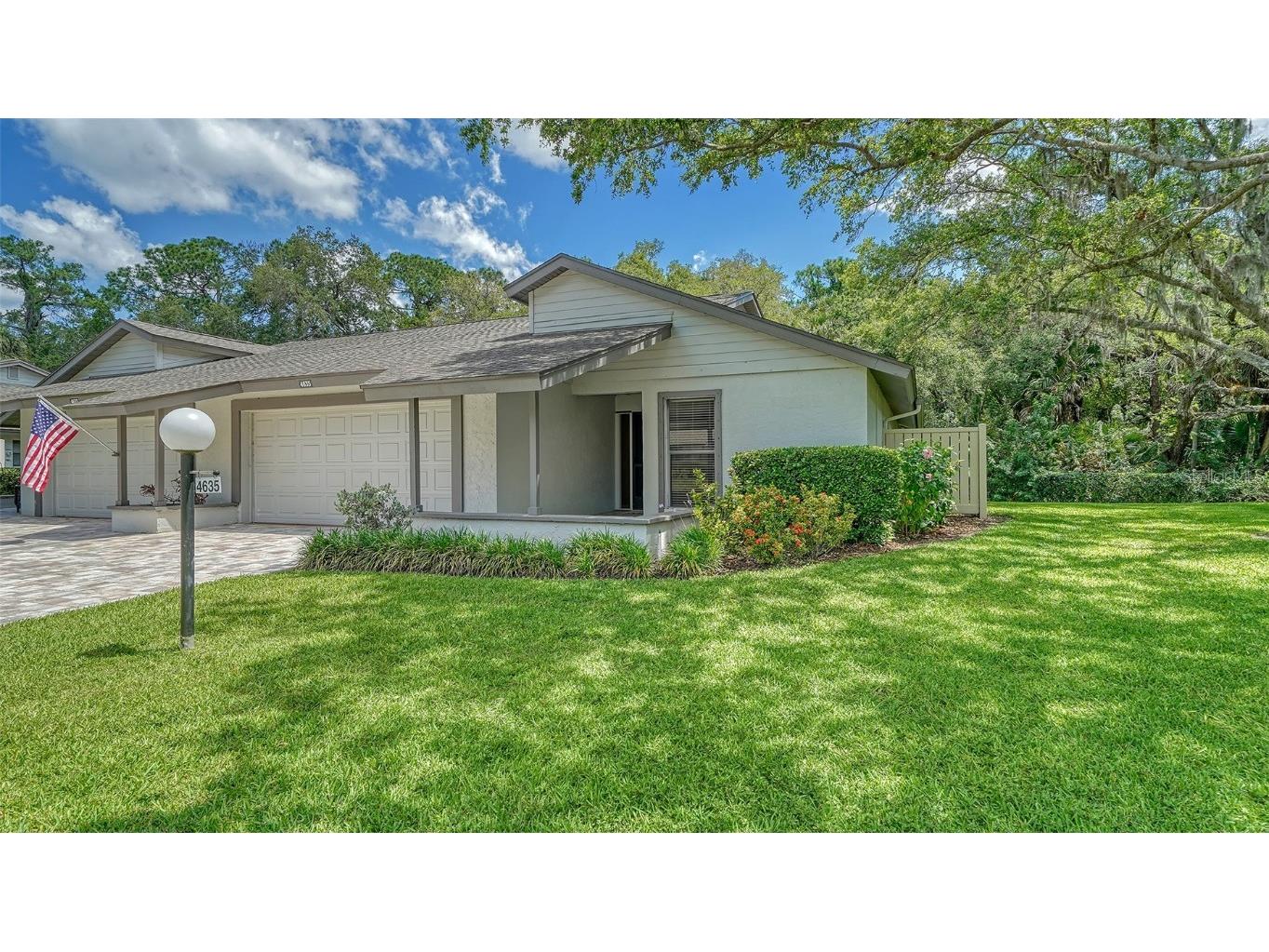 4635 Oak Forest Drive E #15, Sarasota, FL, 34231 | MLS: A4609257 ...