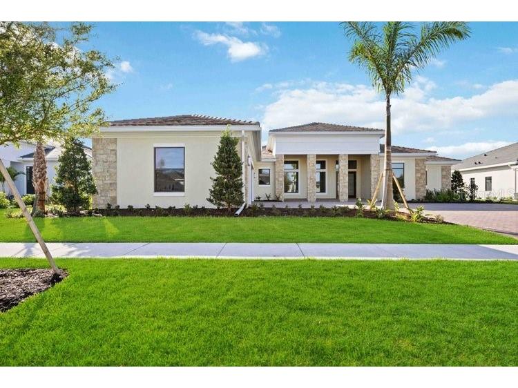 4692 Mondrian Court, Sarasota, FL, 34240 | MLS: A4603380 | Edina Realty