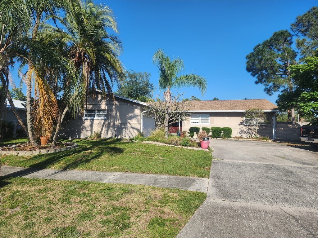 4701 Lodestone Drive, Tampa, FL, 33615 | MLS: U8238983 | Edina Realty