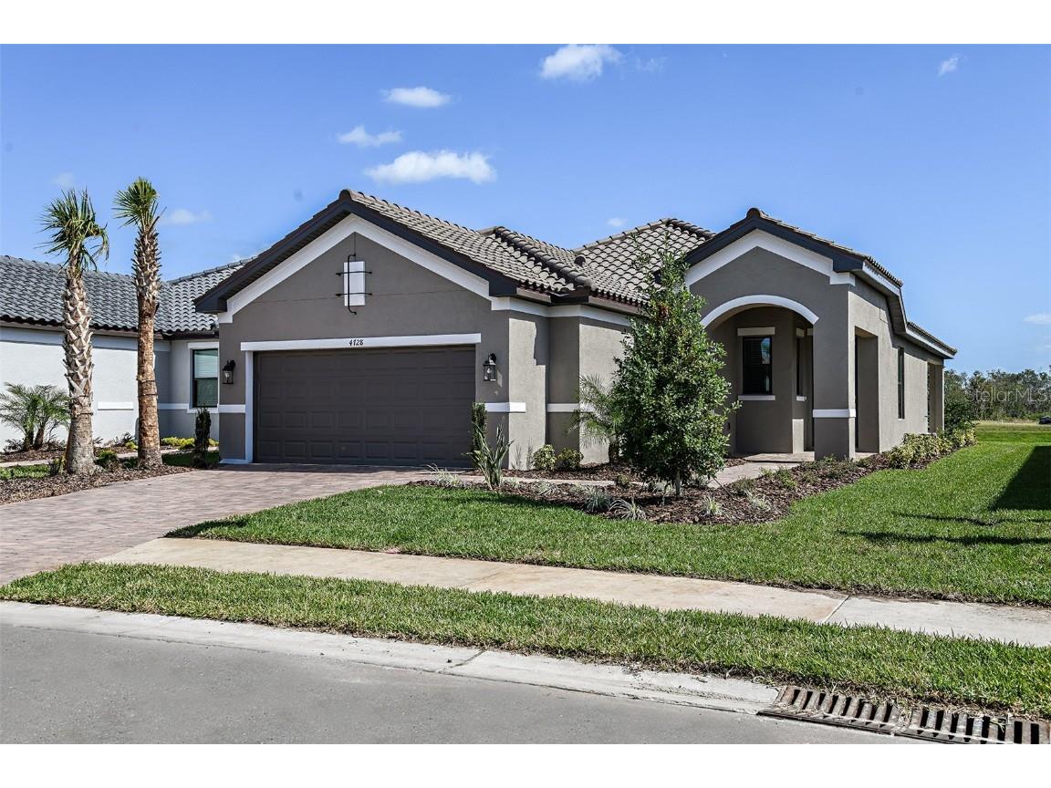 4728 Crestpoint Way, Palmetto, FL, 34221 | MLS: T3477686 | Edina Realty