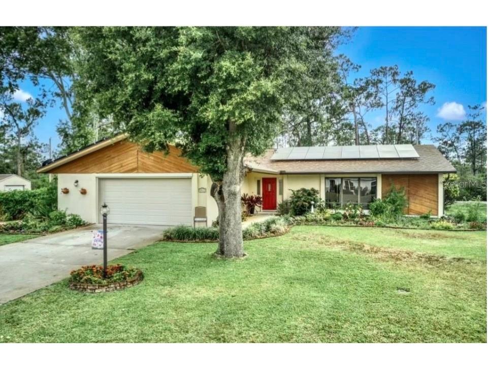 4913 Lake Haven Boulevard, Sebring, FL, 33875 | MLS: A4578560 | Edina ...