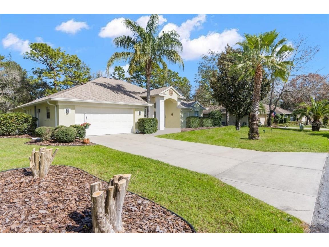 5 Primula Court W, Homosassa, FL, 34446 | MLS: W7861490 | Edina Realty
