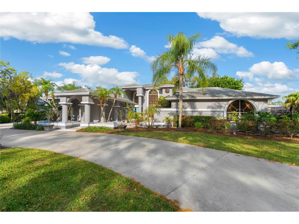 5001 Coco Plum Way, Sarasota, FL, 34241 | MLS: A4602541 | Edina Realty