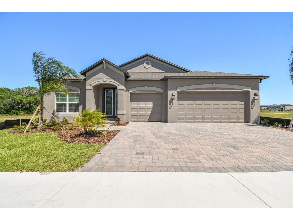 5040 Bromeliad Avenue, Wimauma, FL, 33598 | MLS: T3513763 | Edina Realty