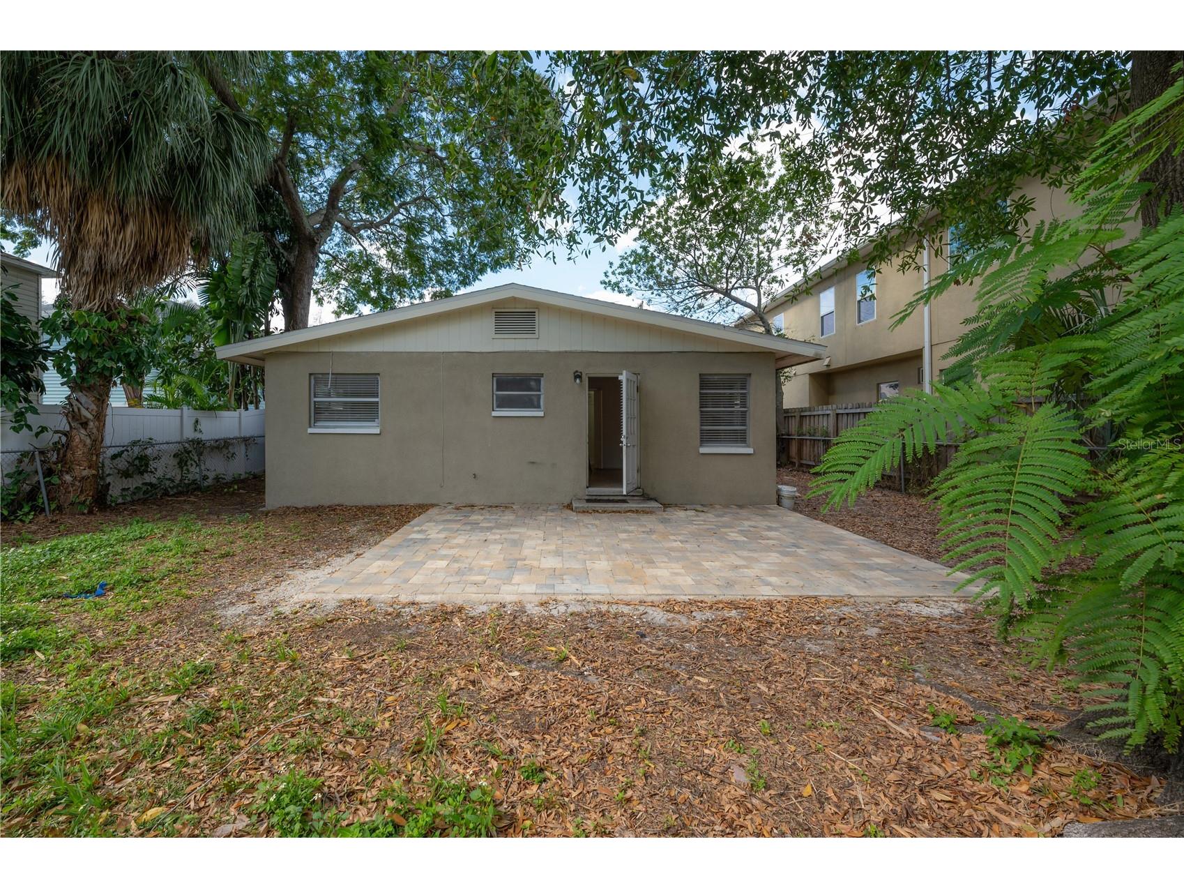 510 S Lincoln Avenue, Tampa, FL, 33609 | MLS: TB8510657 | Edina Realty